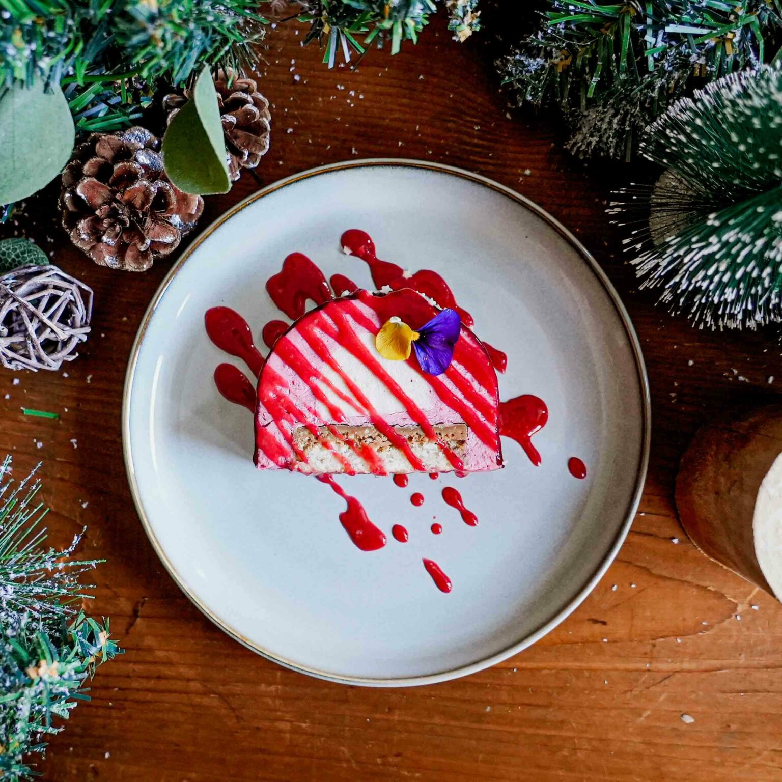 Bûche de Noël aux fruits rouges - Instant-Lunch